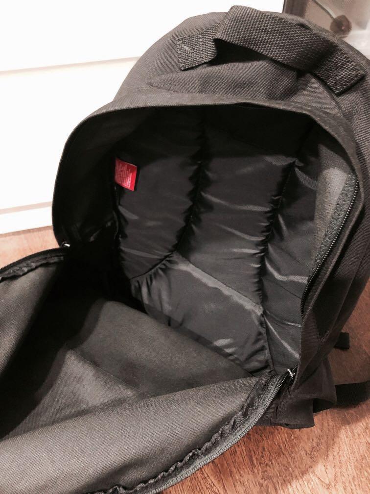 MANHATTAN PORTAGE BIG APPLE BACKPACK (BLACK), Men's Fashion, Bags ...
