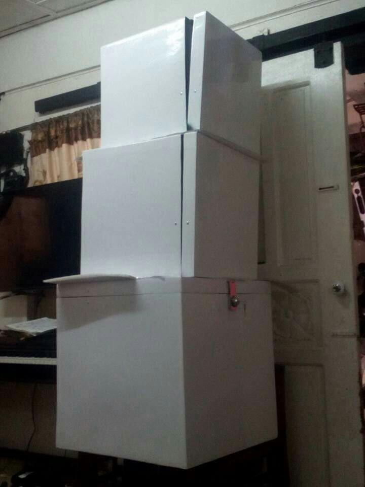 Ready made fiberglass delivery box and delivery bags, Food & Drinks ...
