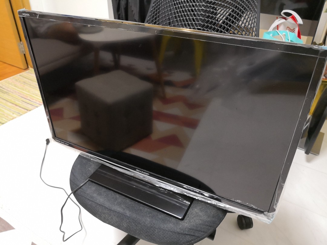 Sharp Aquos 29" TV, TV & Home Appliances, TV & Entertainment, TV on Carousell