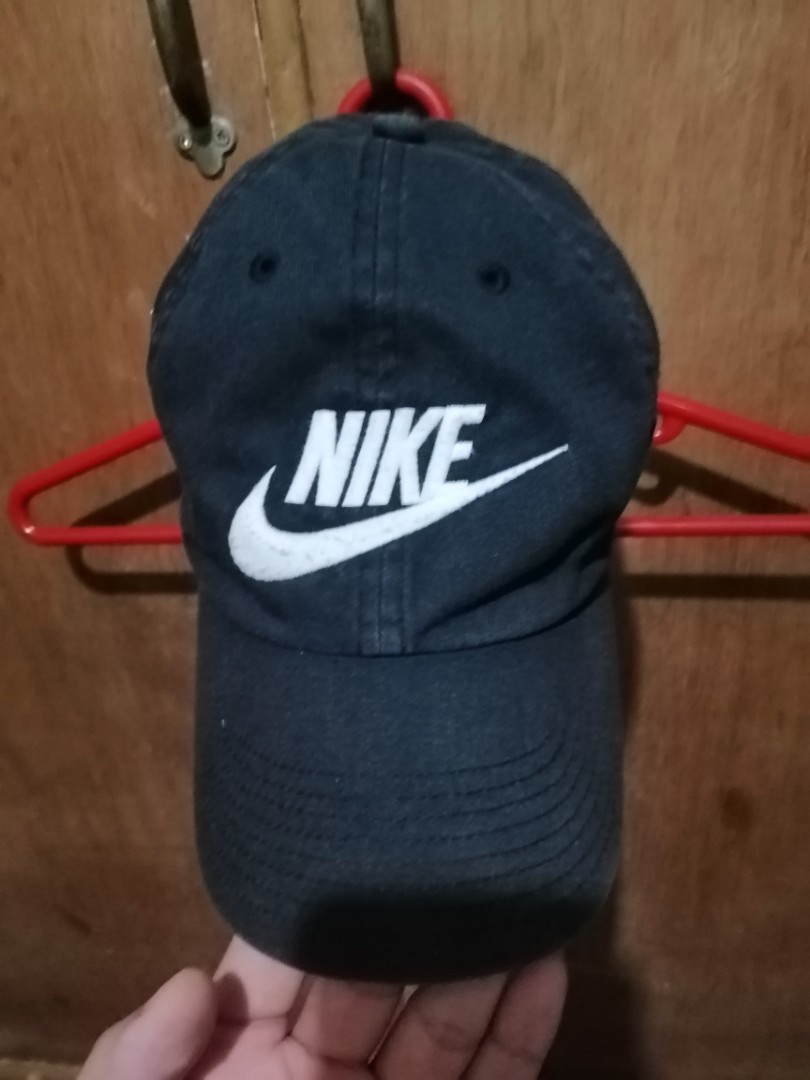 Nike track cap, Men's Fashion, Watches & Accessories, Caps & Hats on ...