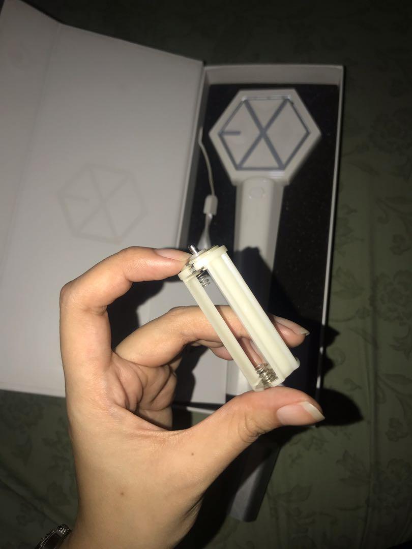 RUSH SALE: EXO OFFICIAL LIGHTSTICK ( VERSION 2 LIGHT STICK ), Hobbies ...