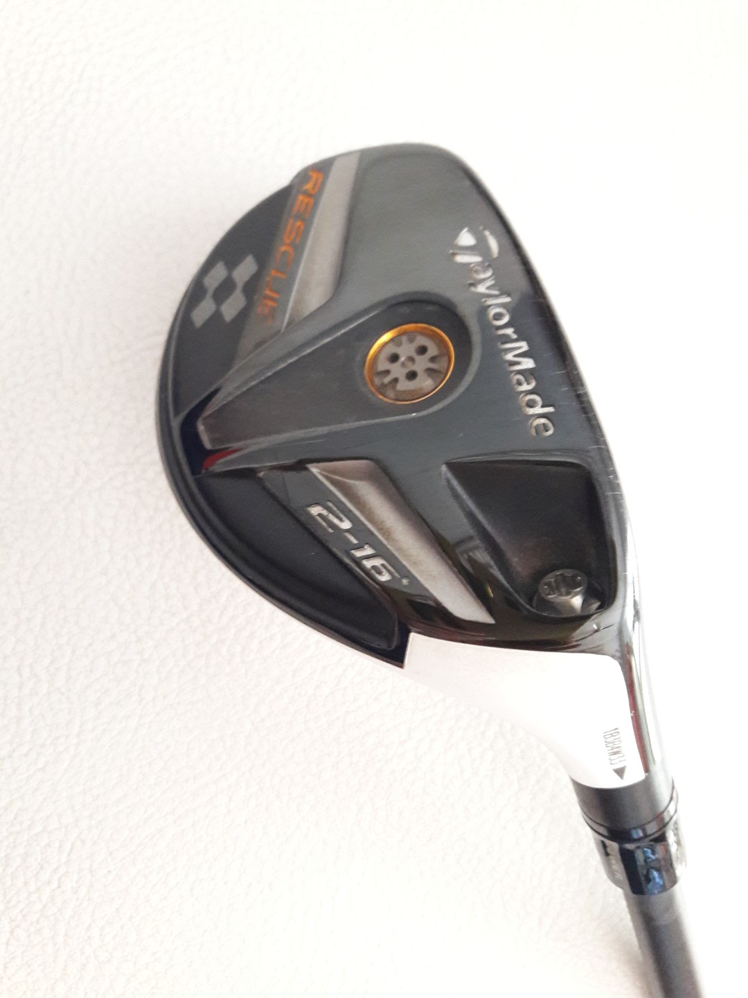 TaylorMade Rescue, Sports Equipment, Sports & Games, Golf on Carousell