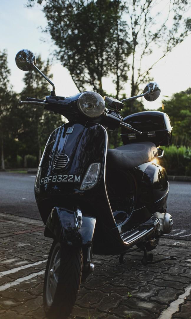 Vespa LX150, Motorcycles, Motorcycles for Sale, Class 2B on Carousell