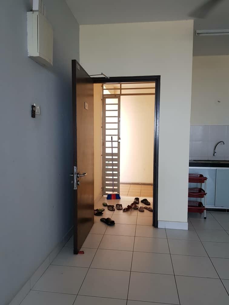 Amara Residence Simfoni Sri Gotong Selayang Batu Caves KTM to Bank ...