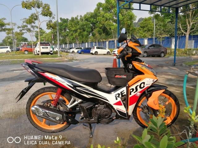 Honda wave dash v2, Motorbikes on Carousell