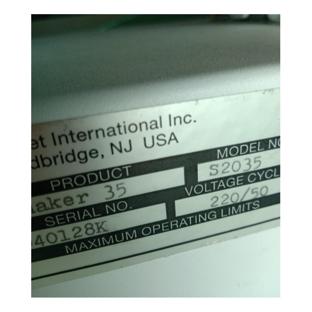 Labnet Rocker 35 Shaker @ P9000 Each, Everything Else, Others on Carousell