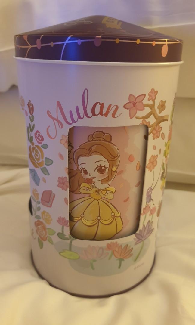 Maxim Disney princess Musical Castle mooncake, Food & Drinks, Chilled ...