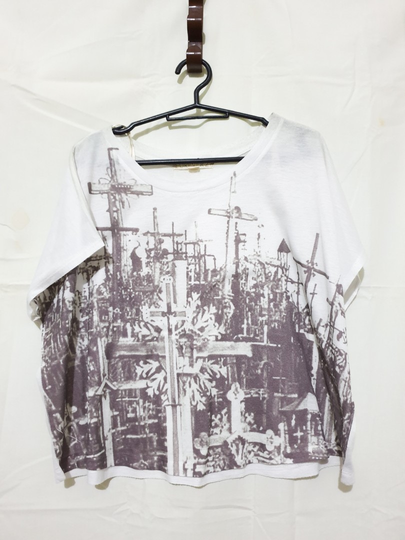 Printed Hanging Top, Women's Fashion, Tops, Sleeveless on Carousell