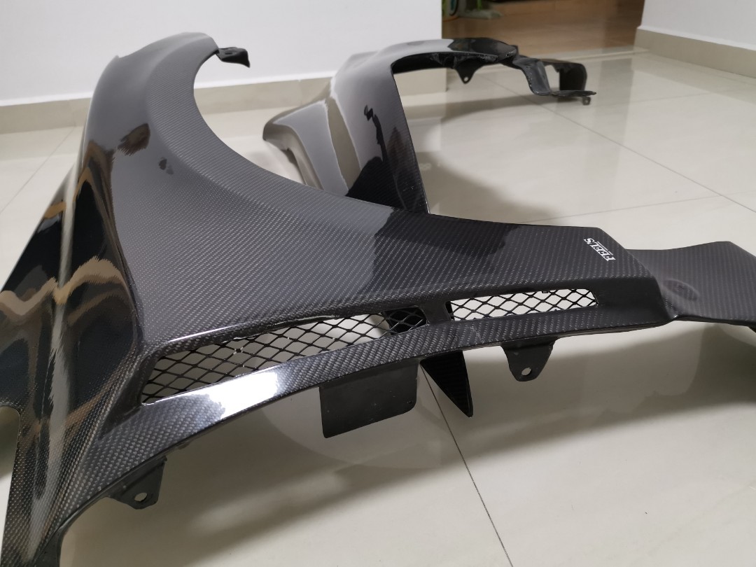 Feels Fender Fd2r(Carbon Fibre), Car Accessories, Accessories on Carousell