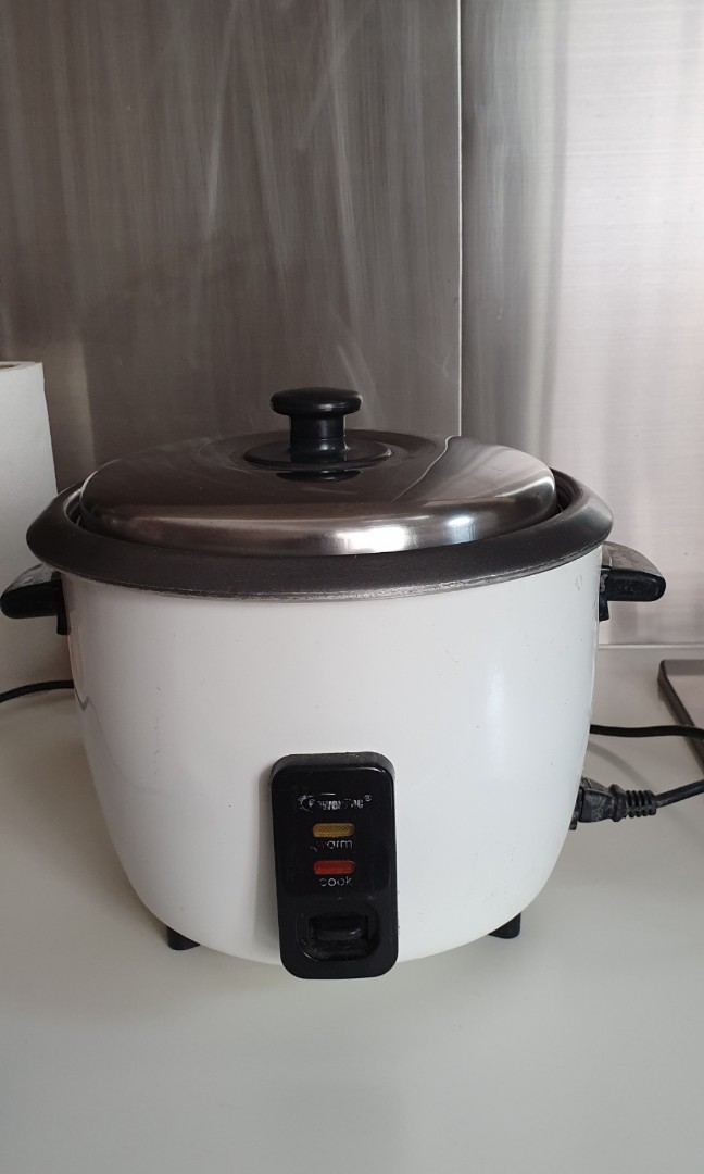 Free rice cooker, Home Appliances, Kitchenware on Carousell