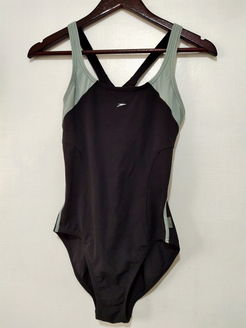 Speedo one piece swimsuit, Men's Fashion, Activewear on Carousell