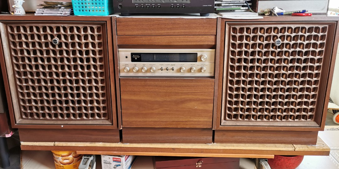 Vintage Sanyo speaker set, Audio, Other Audio Equipment on Carousell