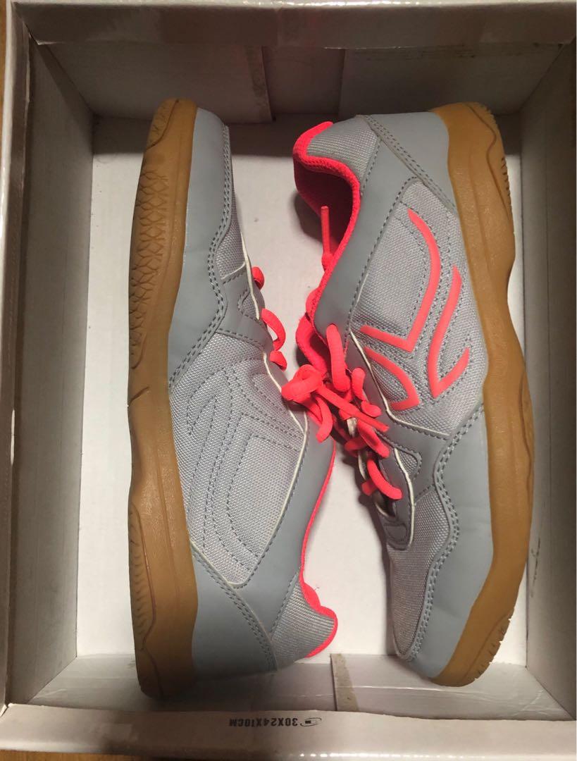 Artenco Badminton Shoes, Women's Fashion, Footwear, Sneakers on Carousell