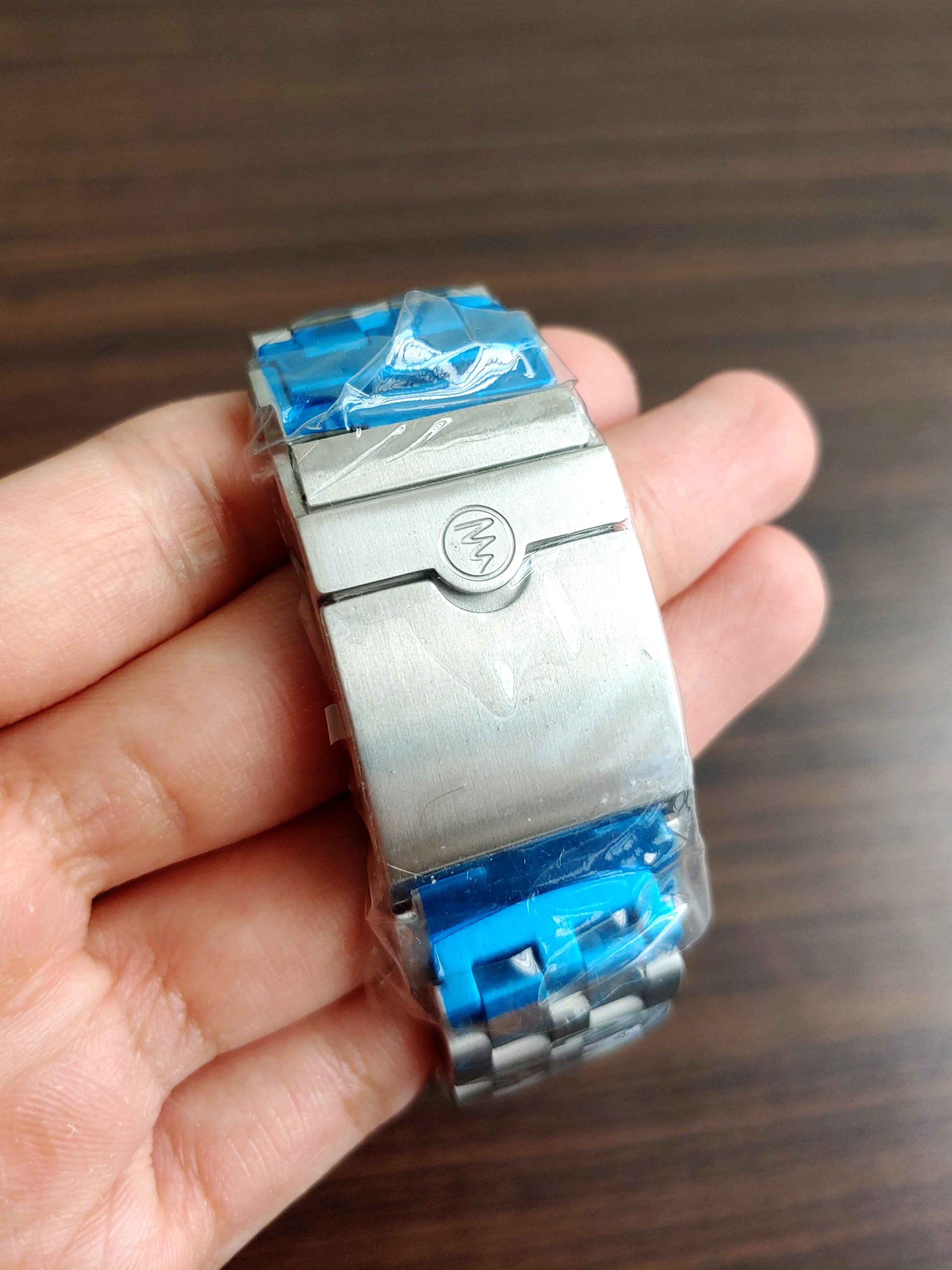 Azimuth Xtreme-1 Sea-Hum GMT Automatic Watch, Mobile Phones & Gadgets ...