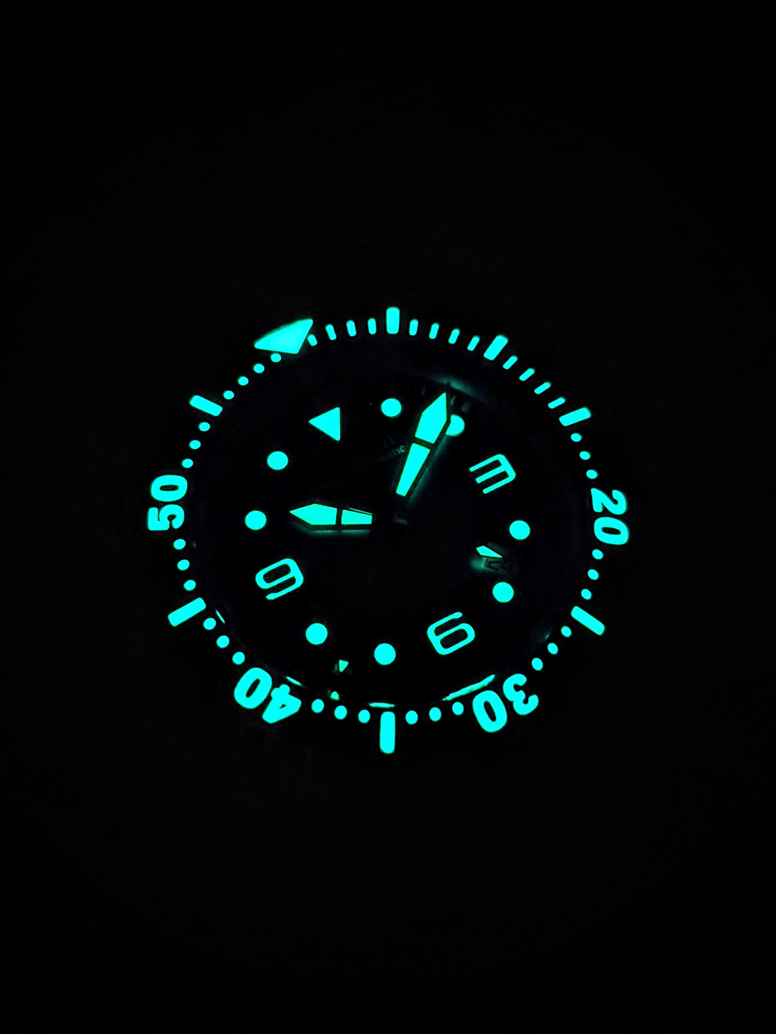 Azimuth Xtreme-1 Sea-Hum GMT Automatic Watch, Mobile Phones & Gadgets ...