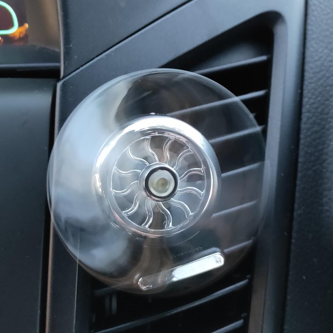 Car Perfume Air Refreshener Spinning fan clip for air-con vent. FUN ...