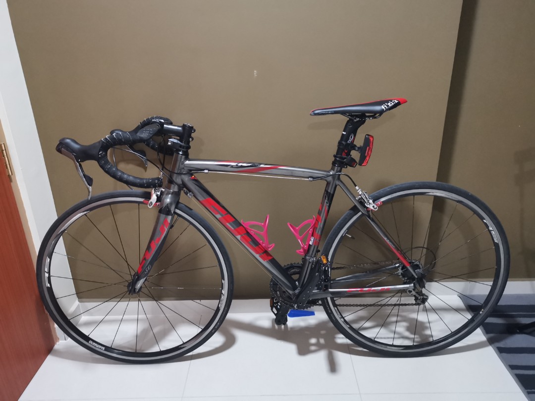 Fuji roubaix 2.0, Sports Equipment, Bicycles & Parts, Bicycles on Carousell