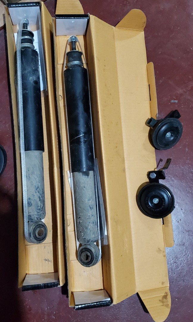 Original Chevrolet Trailblazer Z71 2018 Shocks & Springs set, Car Parts ...
