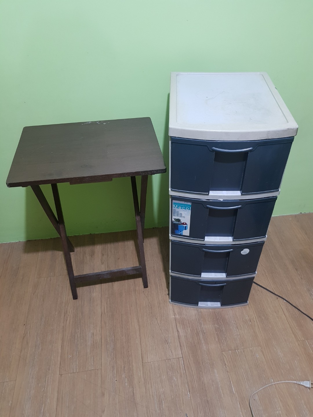 Table & drawer, Furniture & Home Living, Home Improvement ...