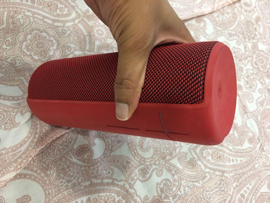 UE Megaboom 2-Bluetooth Speaker, Hobbies & Toys, Music & Media, Musical Instruments on Carousell