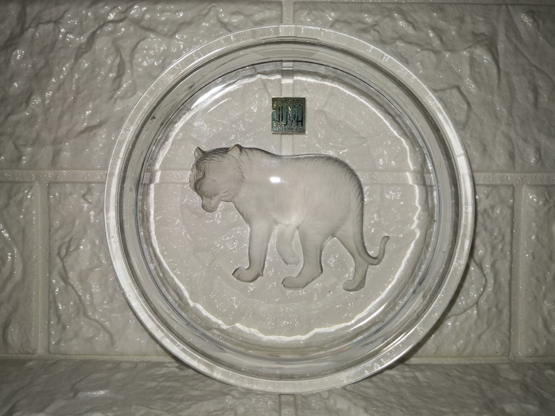 Hoya crystal realistic three-dimensional tiger ashtray, Furniture ...