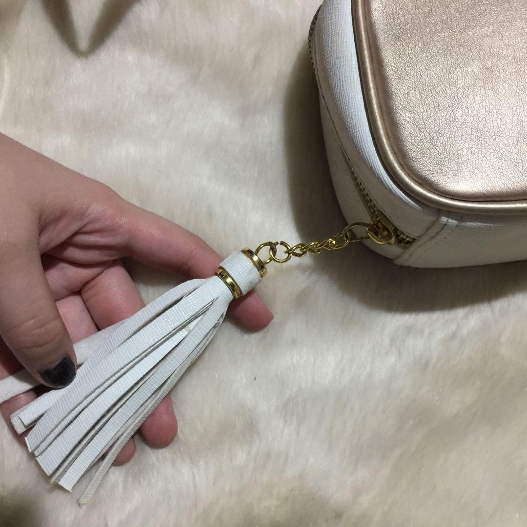 Maybelline makeup bag / makeup pouch, Women's Fashion, Bags & Wallets ...