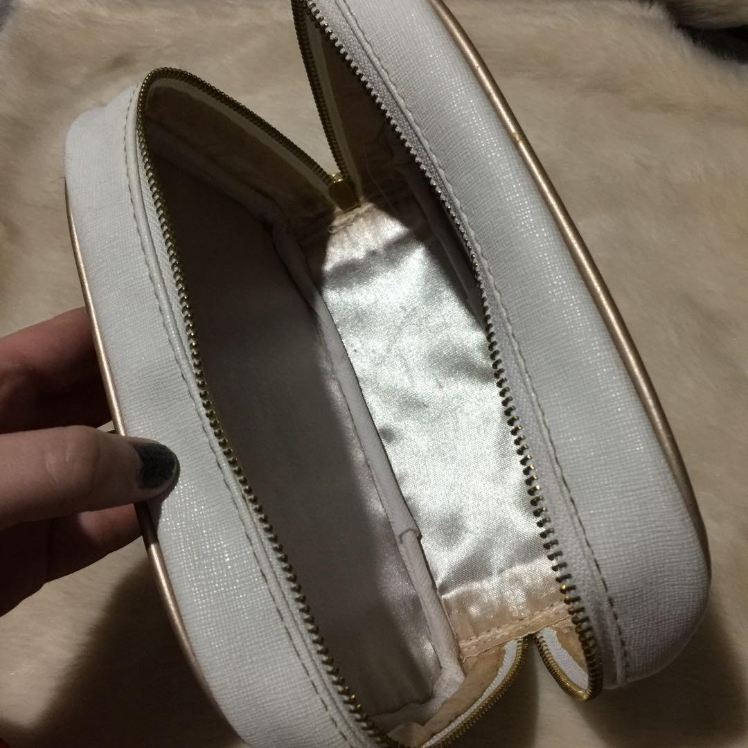 Maybelline makeup bag / makeup pouch, Women's Fashion, Bags & Wallets ...