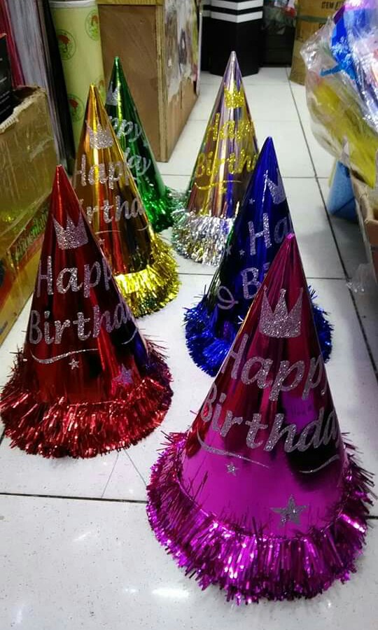 Metallic Cone Party Hats, Hobbies & Toys, Stationary & Craft, Craft ...