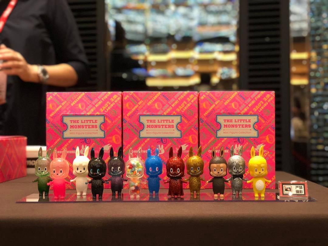 mini labubu series 2 Full Set 12, 興趣及遊戲, 玩具 & 遊戲類 - Carousell