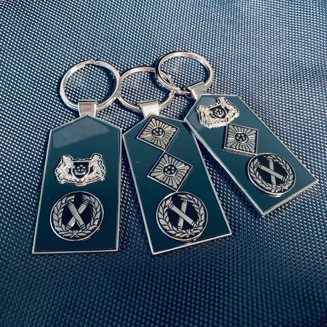 Singapore Police (SPF) Rank Keychain, Hobbies & Toys, Stationery ...