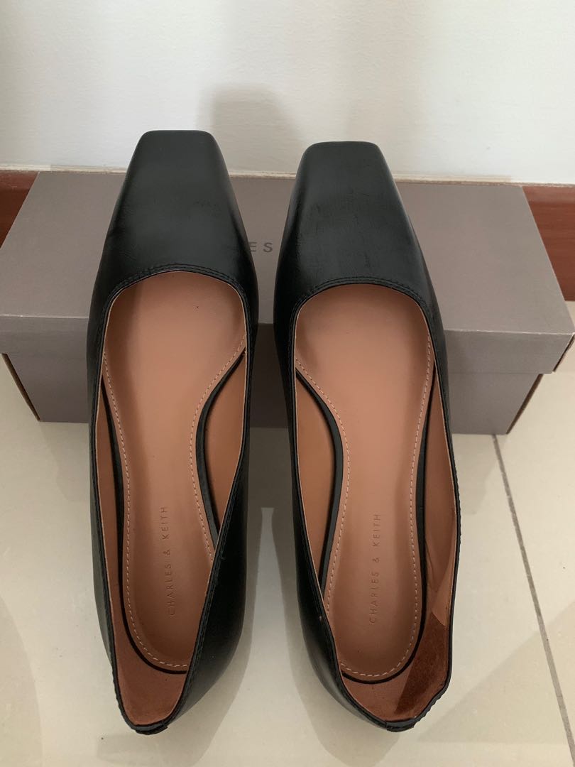SQUARE TOE BALLERINAS, Women's Fashion, Footwear, Flats on Carousell