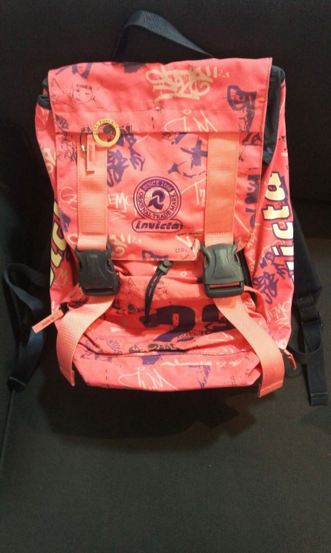 Vintage invicta backpack got from europe ! Rare and one of a kind ...
