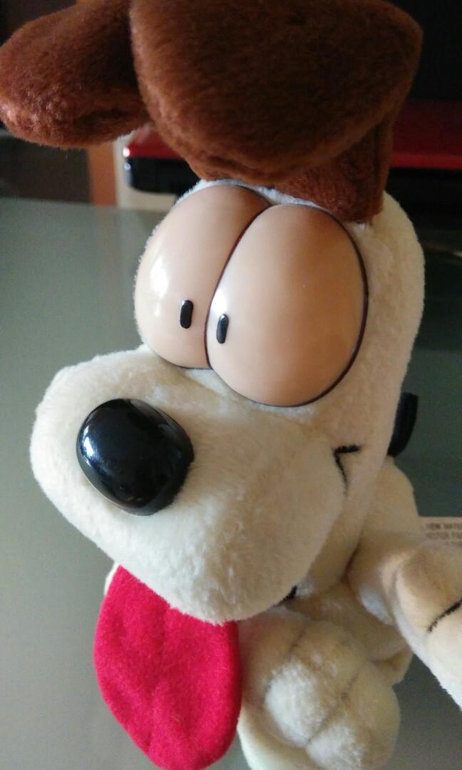 Vintage Odie Stuffed Animal, Hobbies & Toys, Collectibles & Memorabilia ...