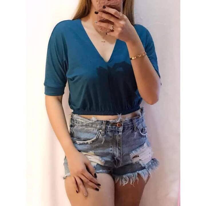 V-Shape Top, Women's Fashion, Tops, Sleeveless on Carousell