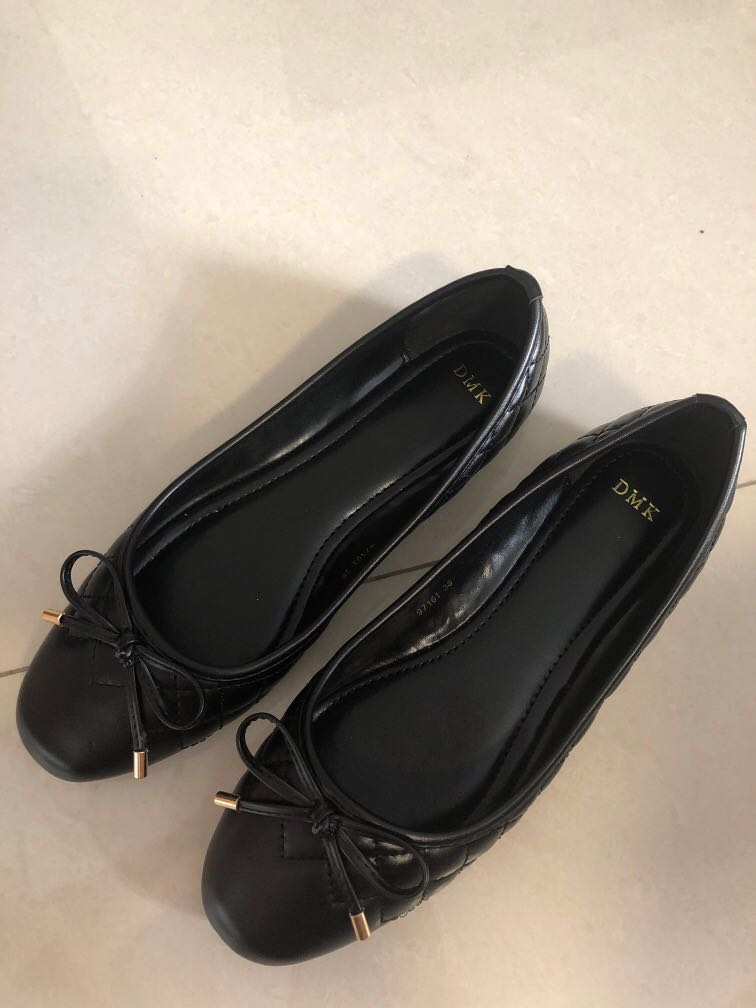 DMK, Women's Fashion, Footwear, Sandals on Carousell