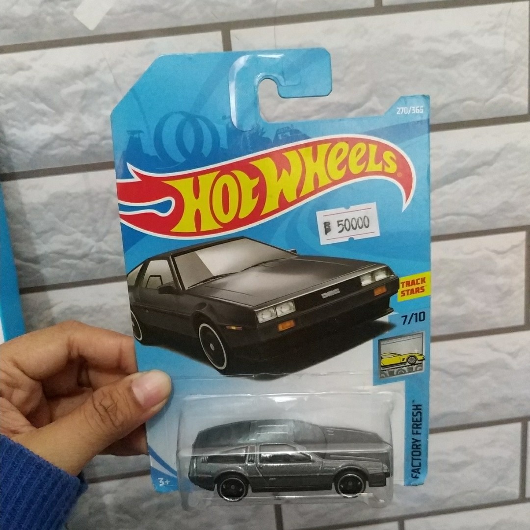 Hot wheels sesuai gambar, Toys & Collectibles, Mainan di Carousell