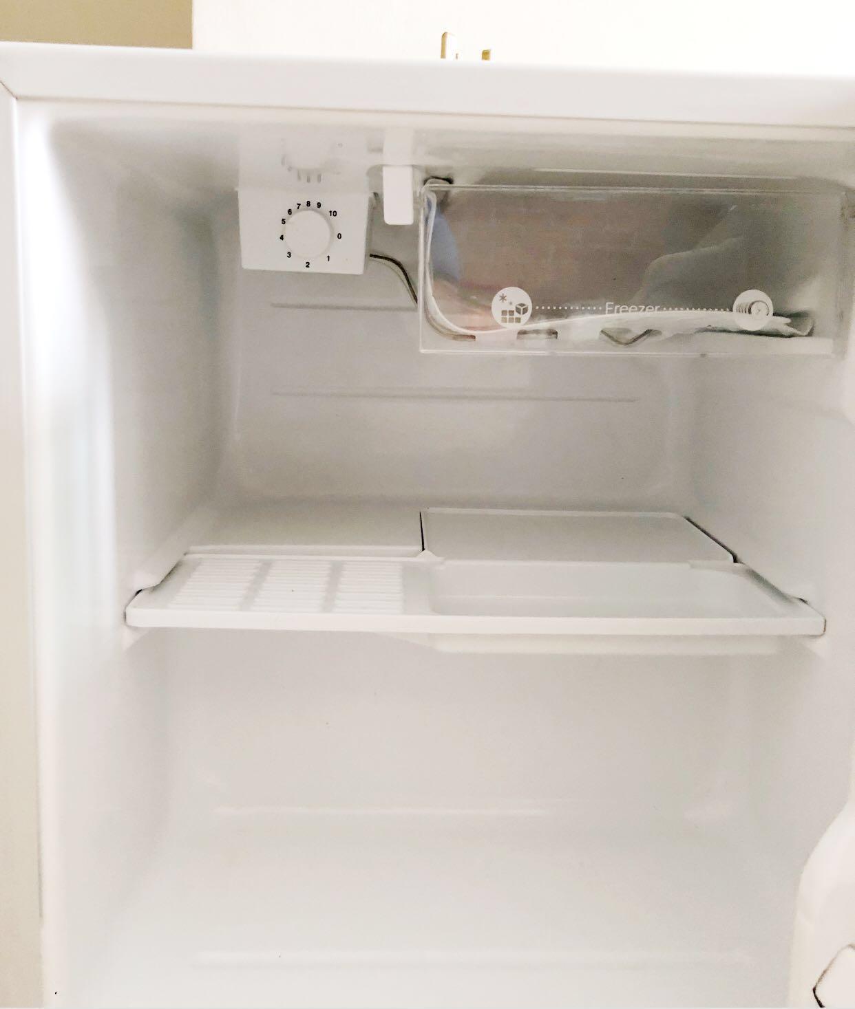 LG MINI BAR FRIDGE (GR-051SSF 50L), TV & Home Appliances, Kitchen ...