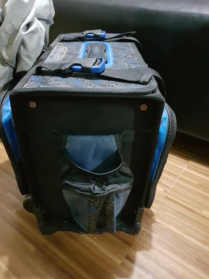 PRELOVED HAWK TROLLEY, Men's Fashion, Bags, Briefcases on Carousell