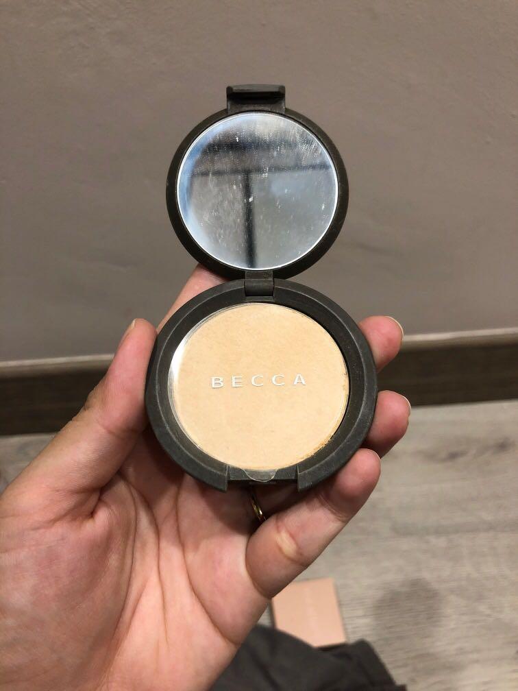 Becca Setting Powder, Beauty & Personal Care, Face, Makeup on Carousell