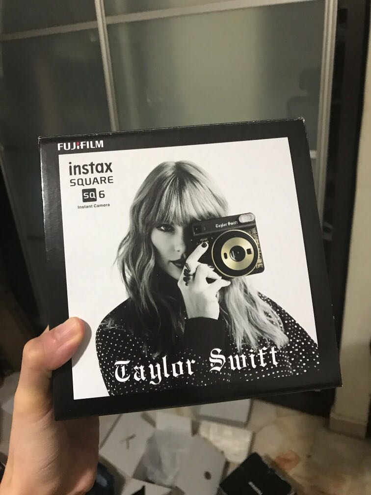 Fujifilm Instax Square SQ6 Taylor Swift, Photography, Cameras on Carousell