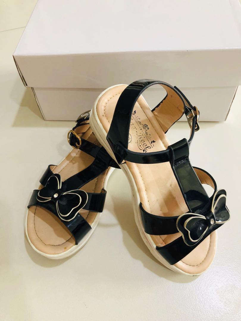 Girl Black Shoe from Kiddy Palace, Babies & Kids, Babies & Kids Fashion ...