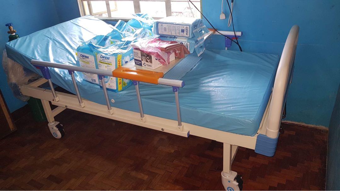 Hospital bed 2 cranks ( included oxygen tank and regulator), Furniture ...