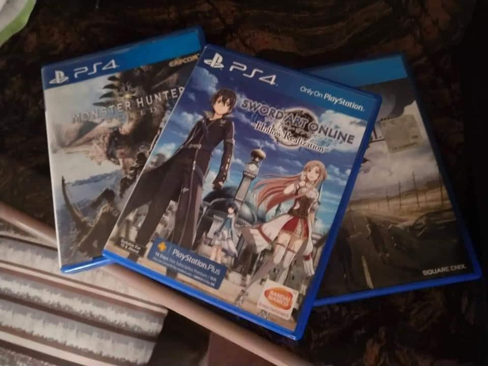 PS4 4 Complete Set with 1 Controller, Video Gaming, Video Game Consoles ...