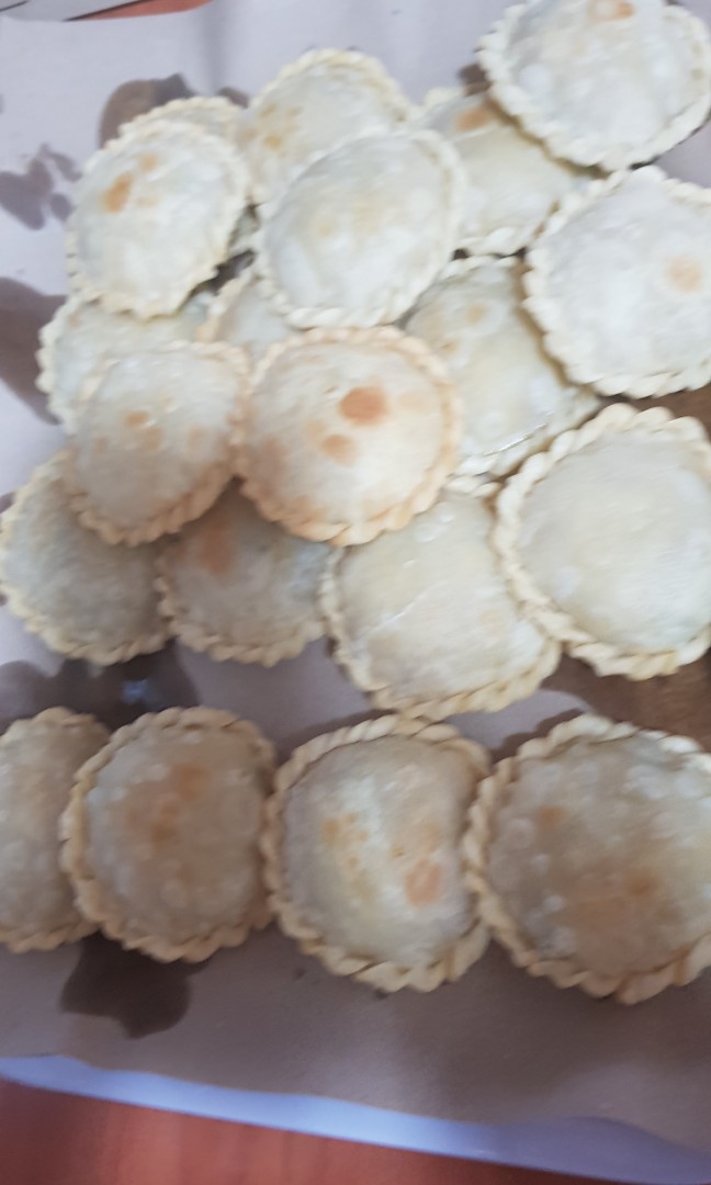 Roti boyan frozen, Food & Drinks, Chilled & Frozen Food on Carousell