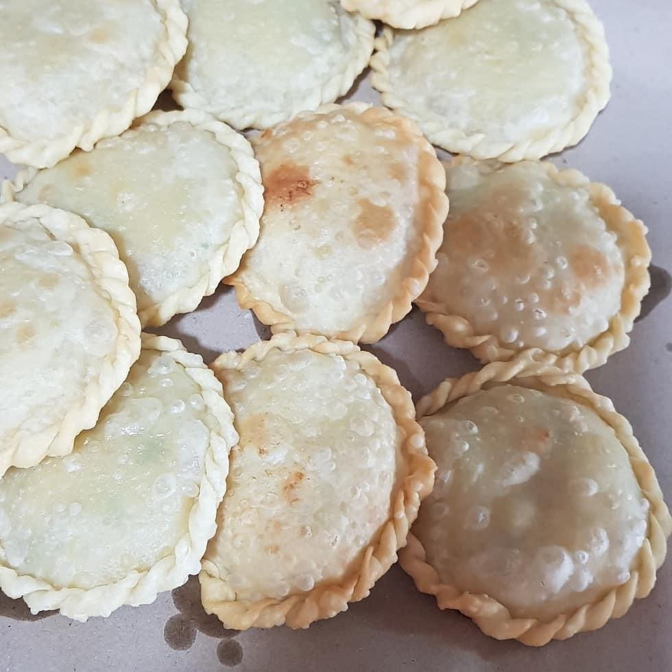 Roti boyan frozen, Food & Drinks, Chilled & Frozen Food on Carousell