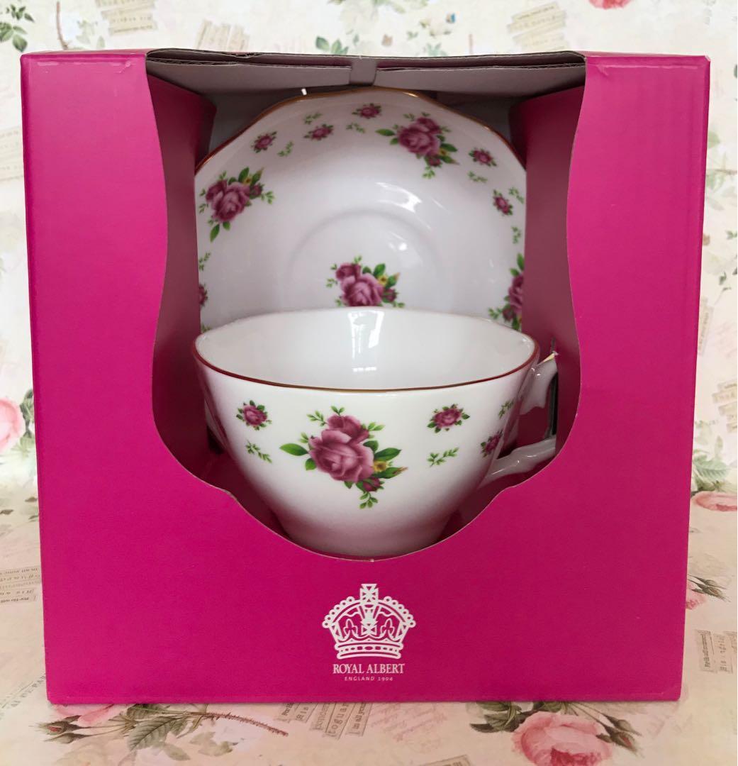 Royal Albert New Country Roses White Vintage Teacup And Saucer S$65 ...