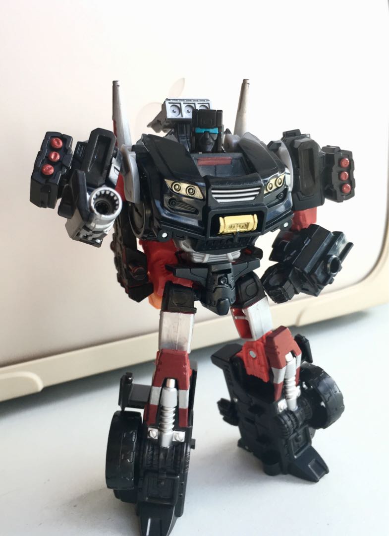 Transformers CW IDW Custom Trailbreaker, Hobbies & Toys, Toys & Games ...