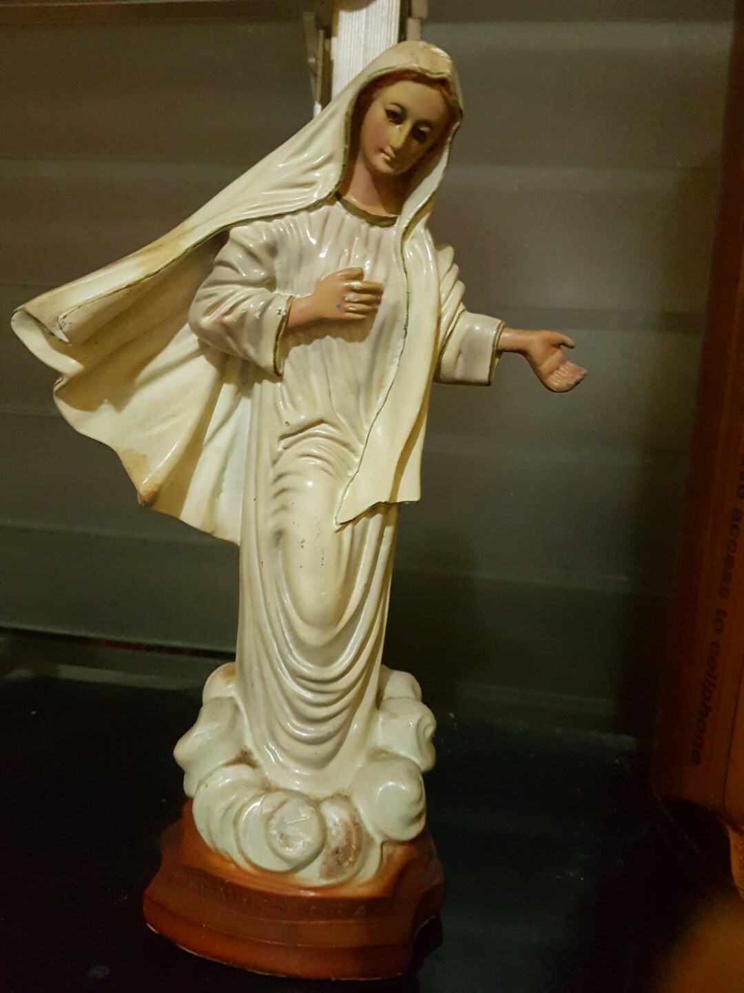 Vintage Virgin Mary Figure, Hobbies & Toys, Memorabilia & Collectibles ...