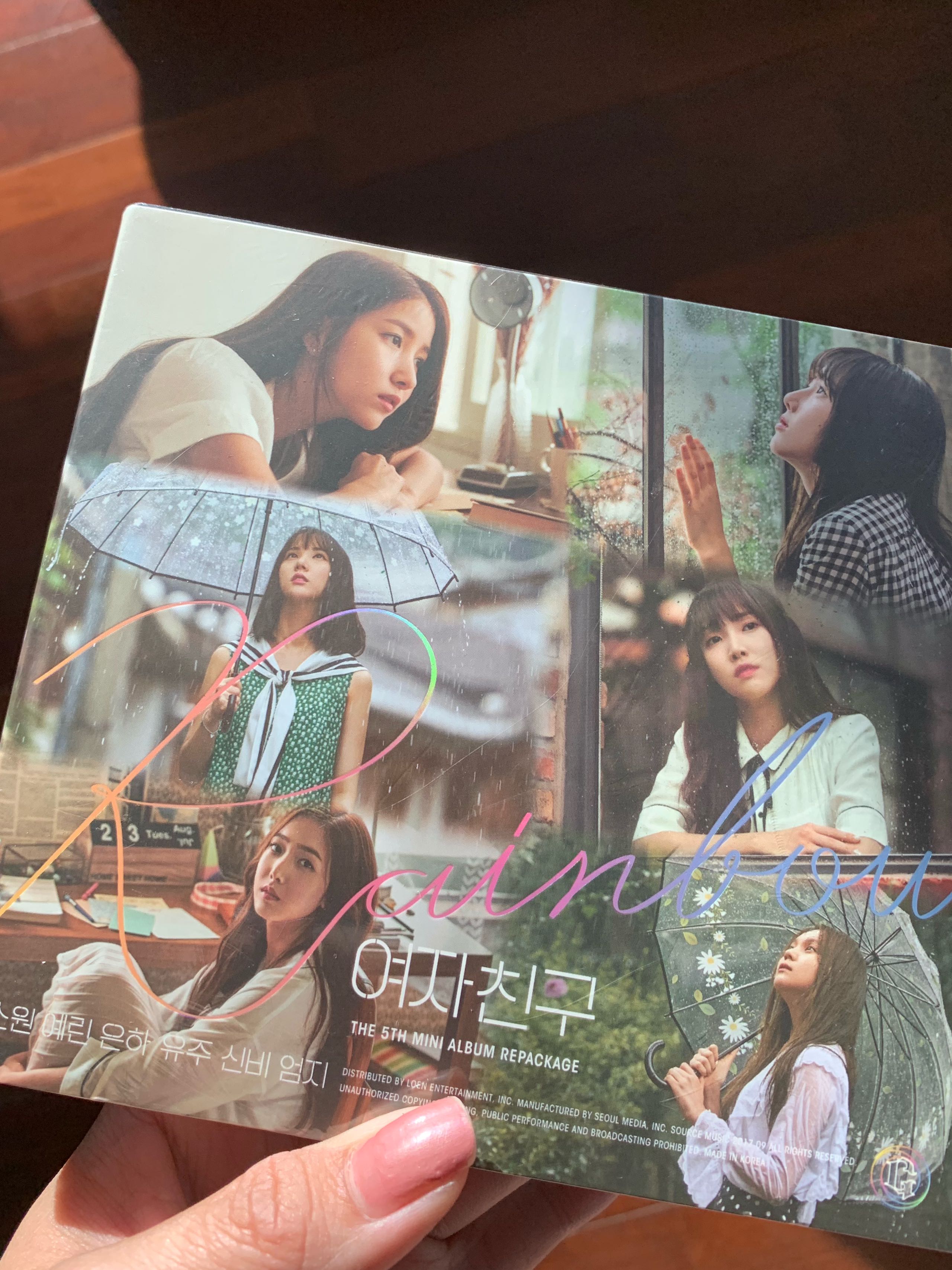 GFRIEND 5th mini album [RAINBOW], Hobbies & Toys, Memorabilia ...