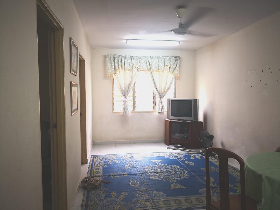 Muhibah LRT Station Flat PPR, Property, Rentals on Carousell